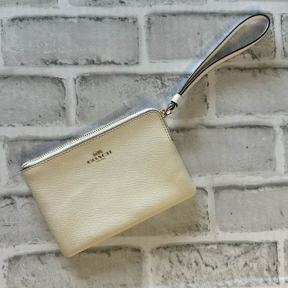 Coach | Bags | Coach White Leather Wristlet With Tan Interior | Poshmark
